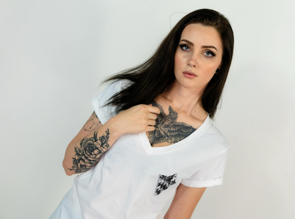 Nixy | Inked Cover Girl