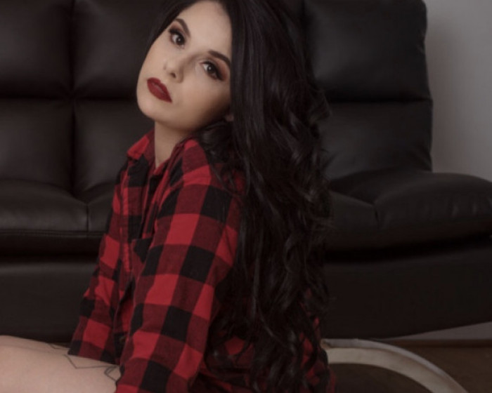 Amber Inked Cover Girl